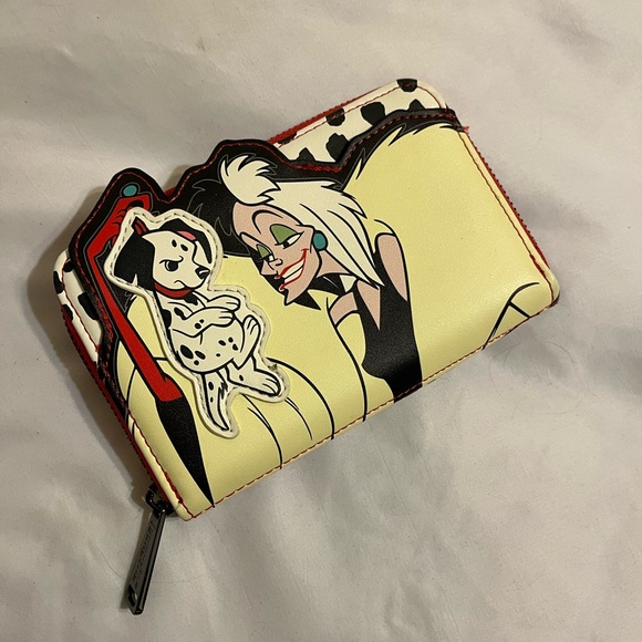 Loungefly | Bags | Loungefly 1 Dalmatians Wallet | Poshmark